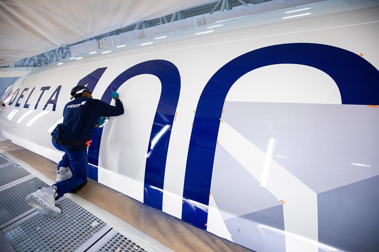 Delta unveils centennial-celebrating livery | News | Flight Global